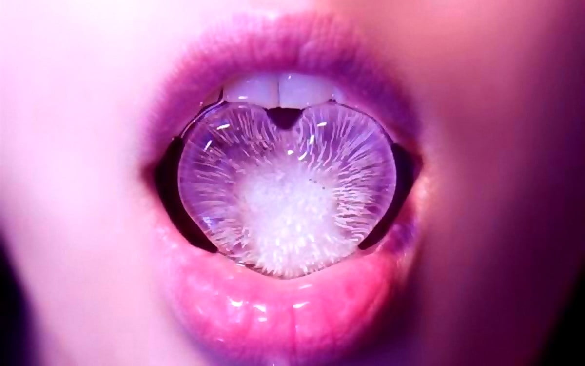 Coole Lippen, Roze, Paarse achtergrond | Download achtergronden